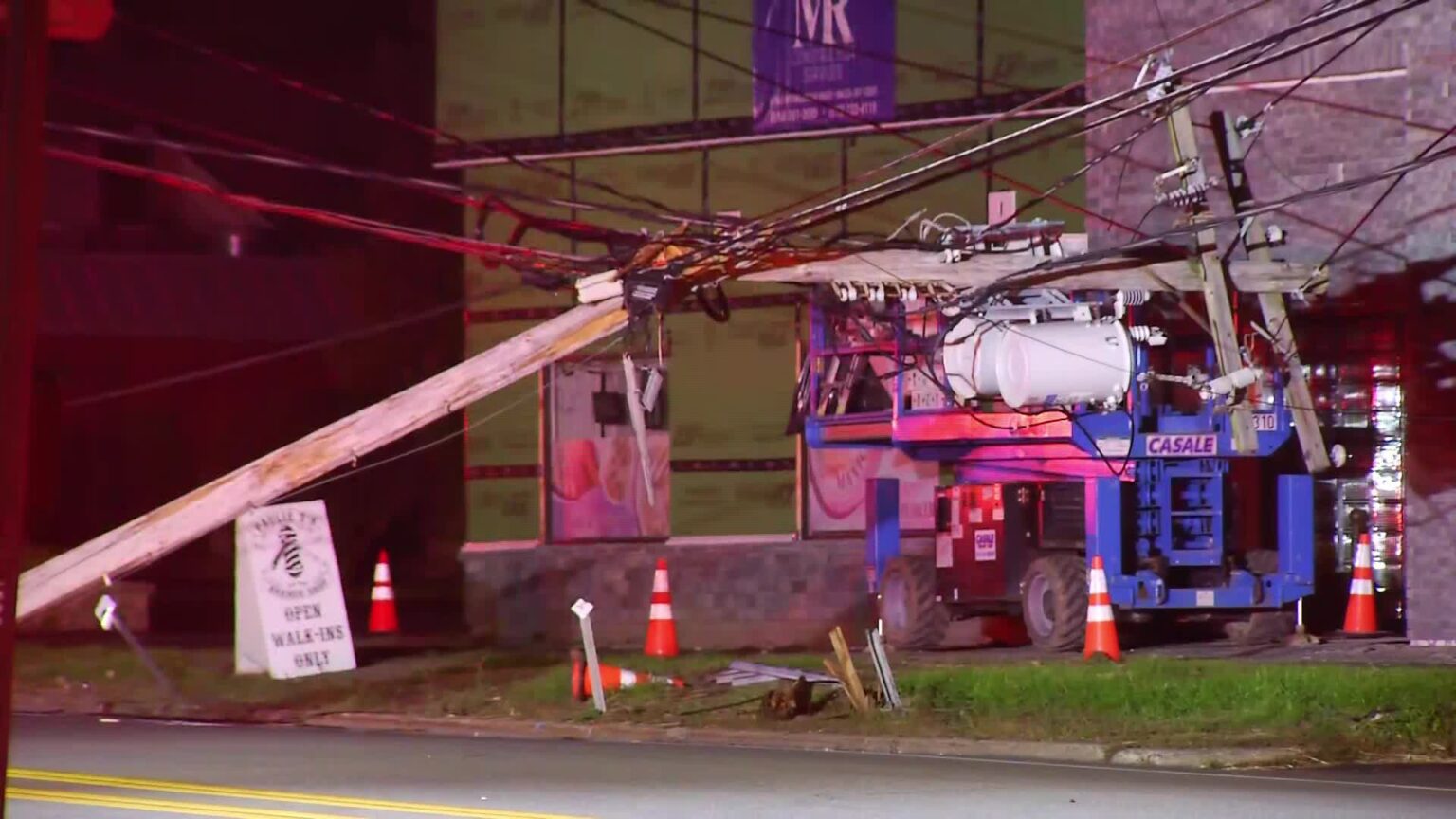 Power restored after East Glenville car crashes into pole - WNYT.com ... Power restored after East Glenville car crashes into pole - WNYT.com ...